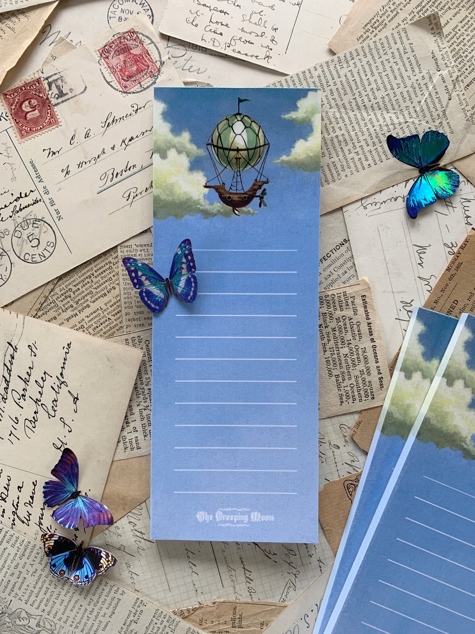 Flying airship notepad – The Creeping Moon